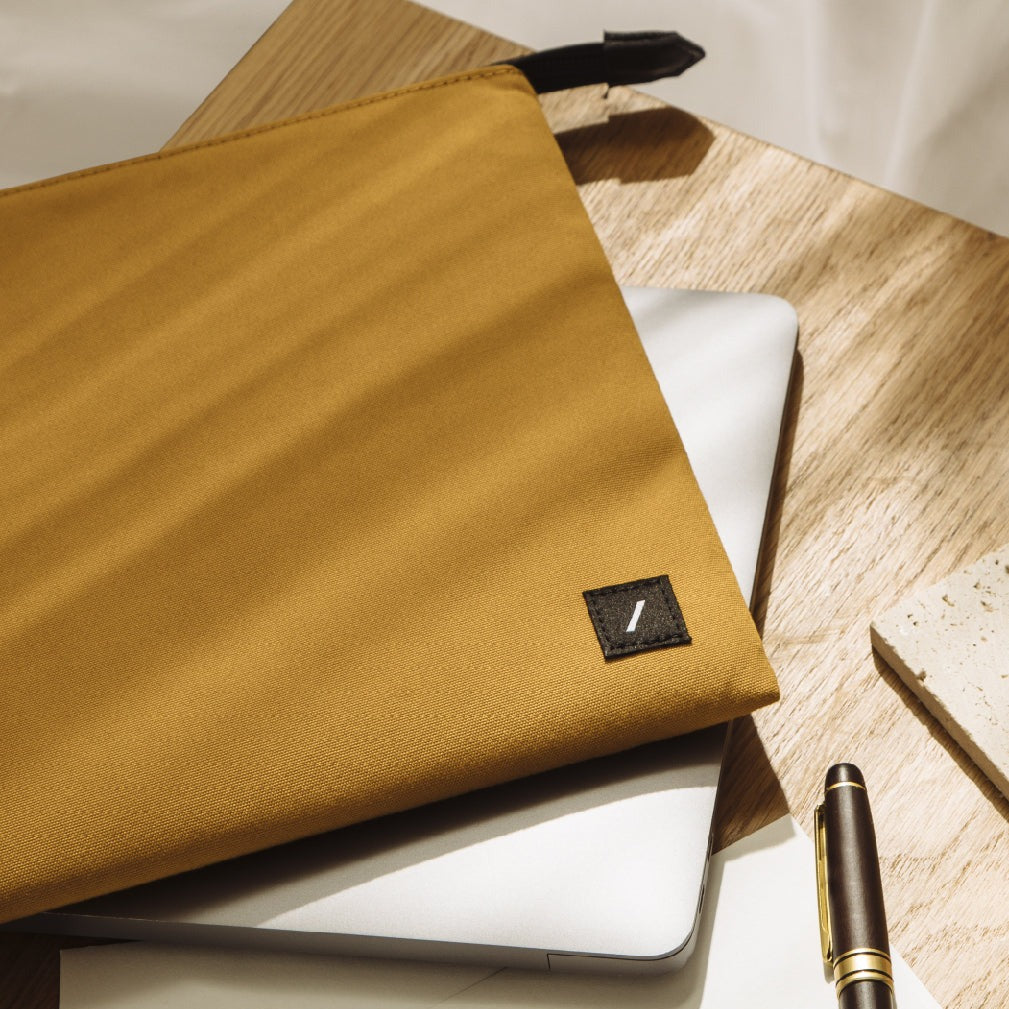 Buy Native Union Kraft Stow Lite Sleeve for Macbook 14" | About Living